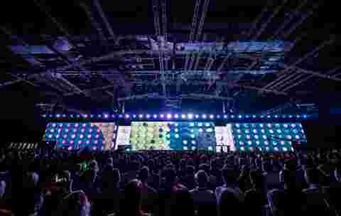 Barco solutions help deliver a spectacular show at Adobe Summit EMEA ...