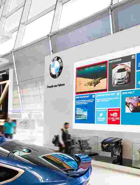 Premium automotive manufacturer goes bold and bright with Barco modular ...