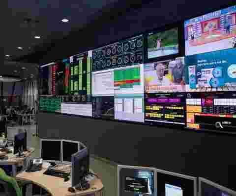 Largest Portuguese telecom operator relies on Barco LCD video wall to ...