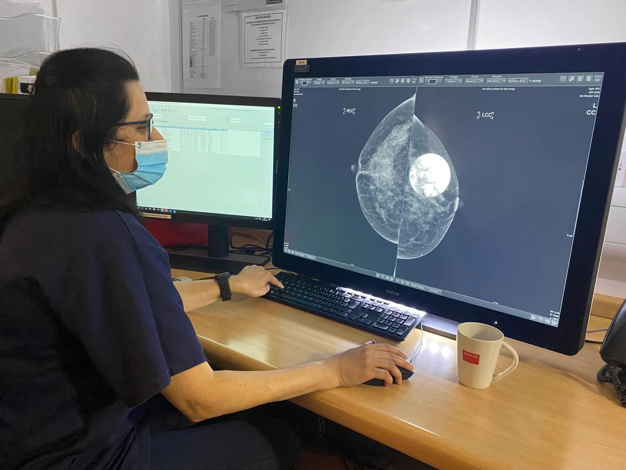 Barco diagnostic displays transform viewing experience at WWL Teaching ...