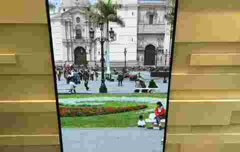 High-resolution Barco LED for HP's Customer Engagement Centre - Barco