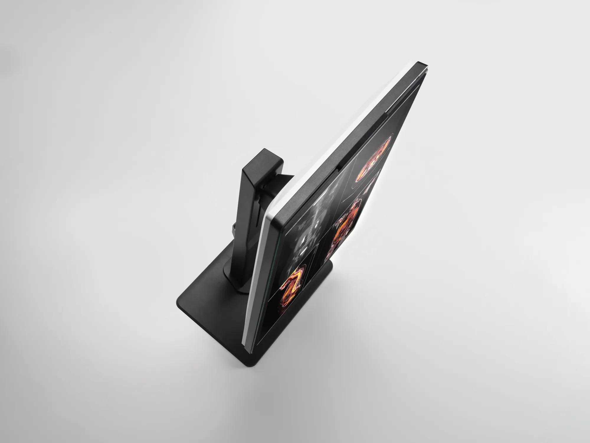 Nio Color 2MP (MDNC-2521) - Radiology displays - Barco