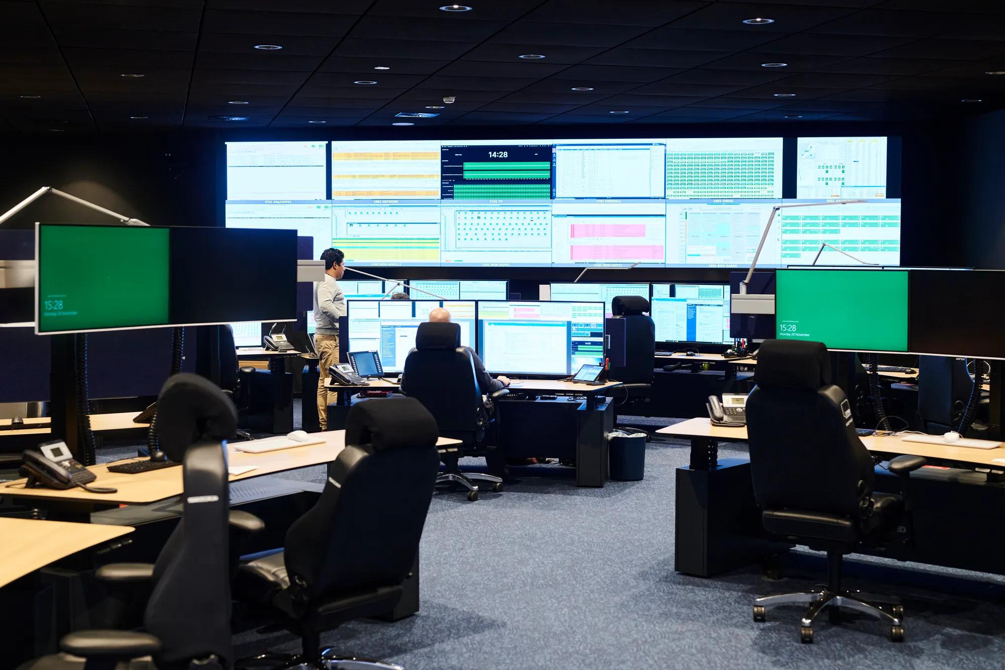 A leap into the future of control rooms - Barco