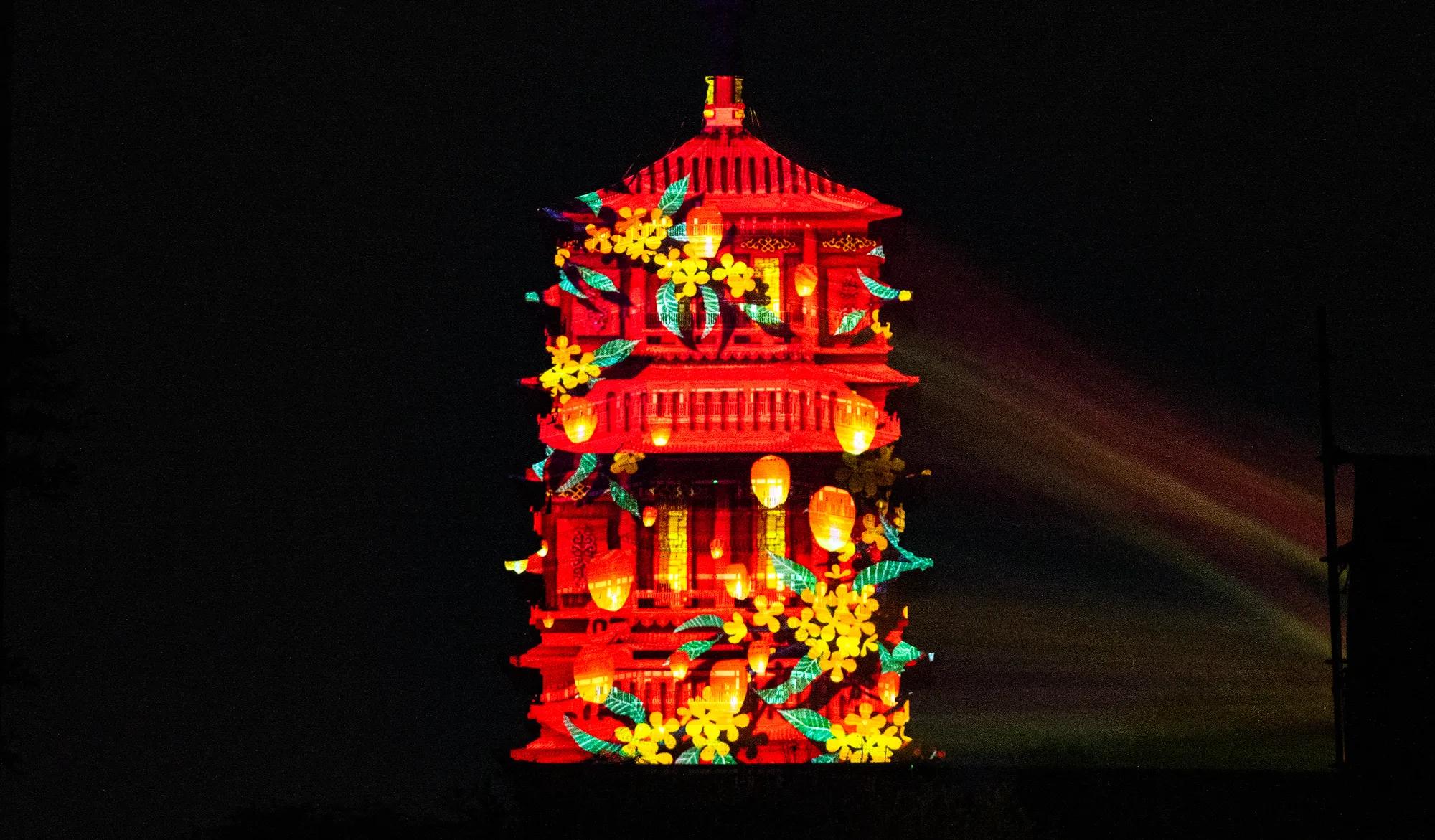 Light and legacy meet at Yongding Tower projection mapping - Barco