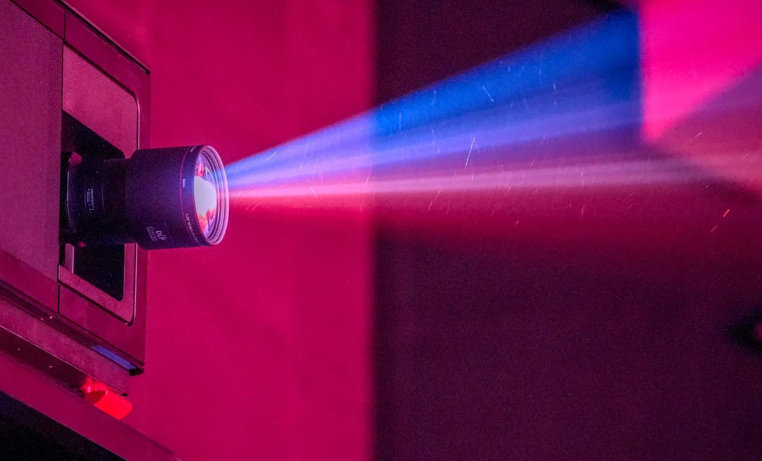 The Art of Lightsteering - Barco