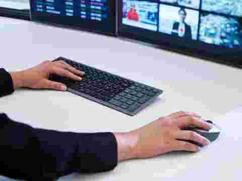 Desk controllers - Barco