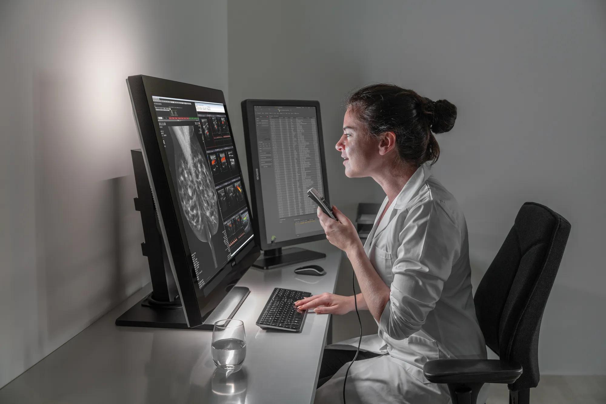 3 ways to improve breast cancer screening - Barco