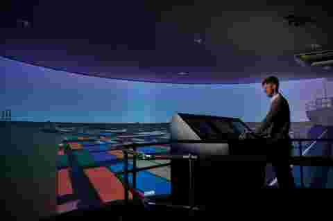 7 Barco 4K projectors provide state-of-the-art view to 2 ship bridge ...