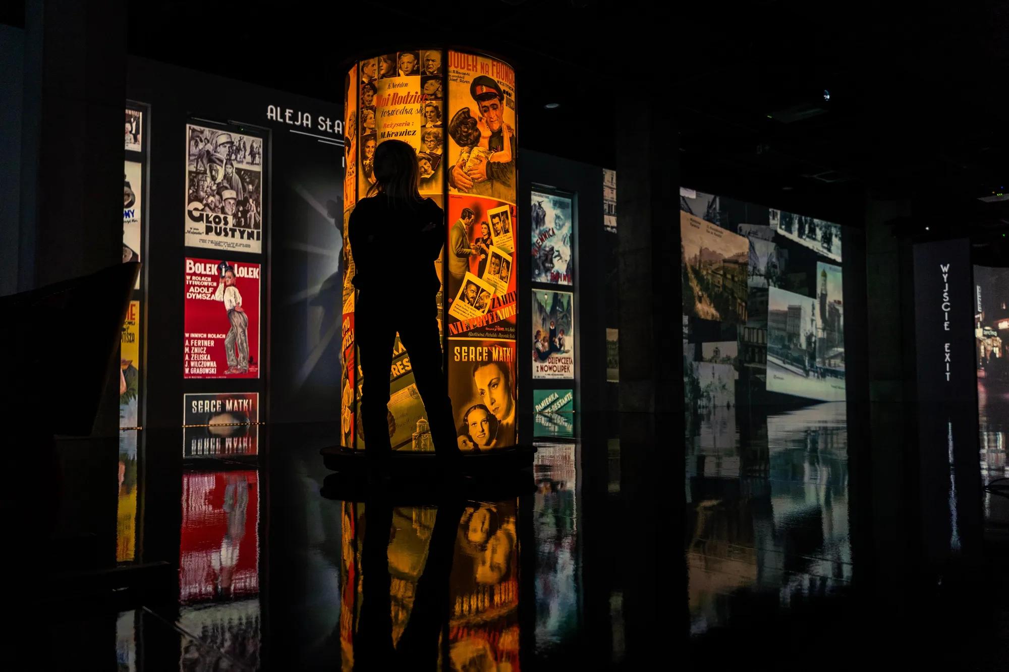 Barco projectors take visitors back to Warsaw of 100 years ago in ...