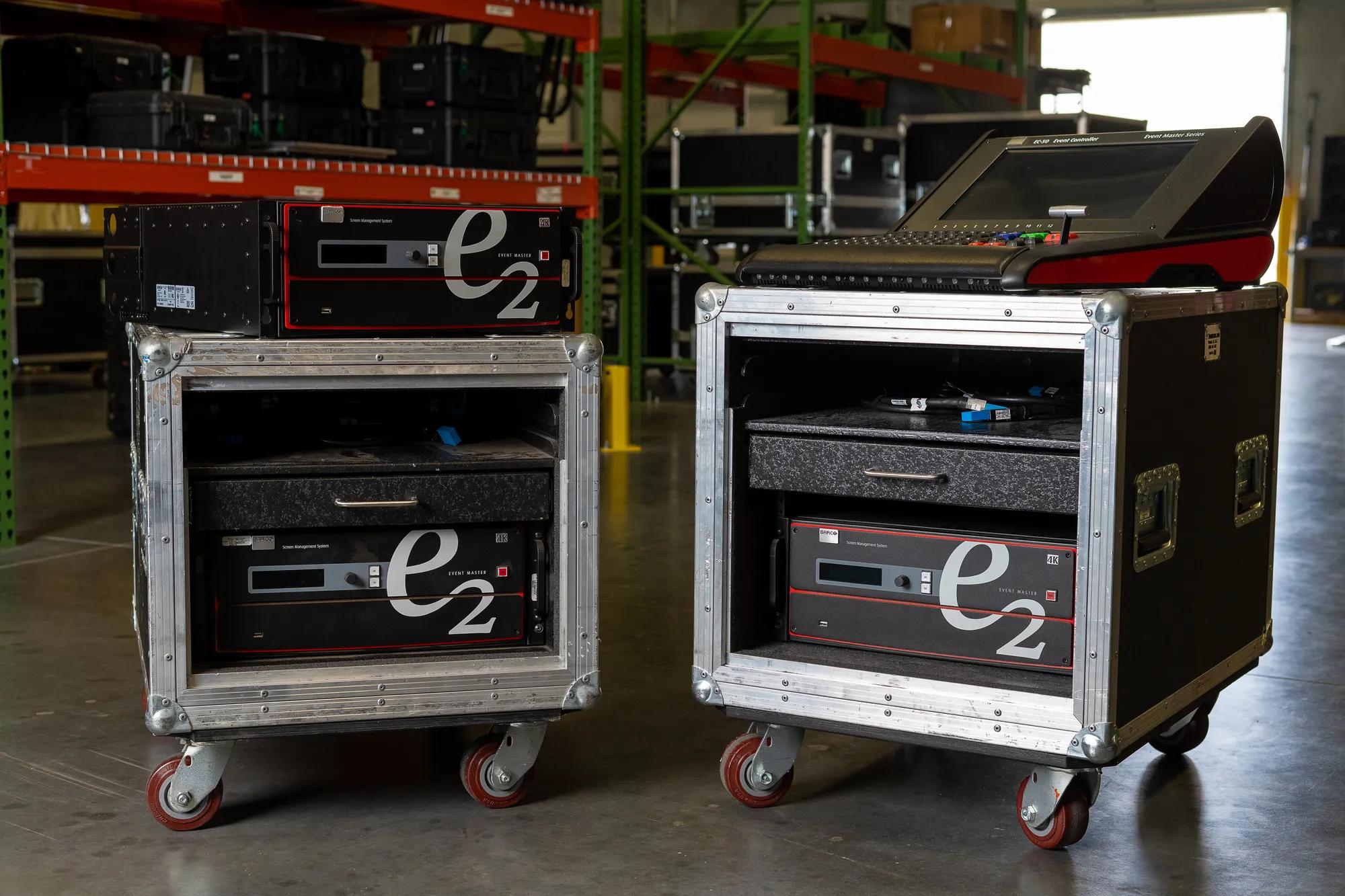 Evolve Technology celebrates 100th Barco E2 - Barco