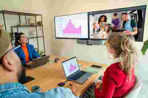 ClickShare video bars for wireless conferencing range - Barco