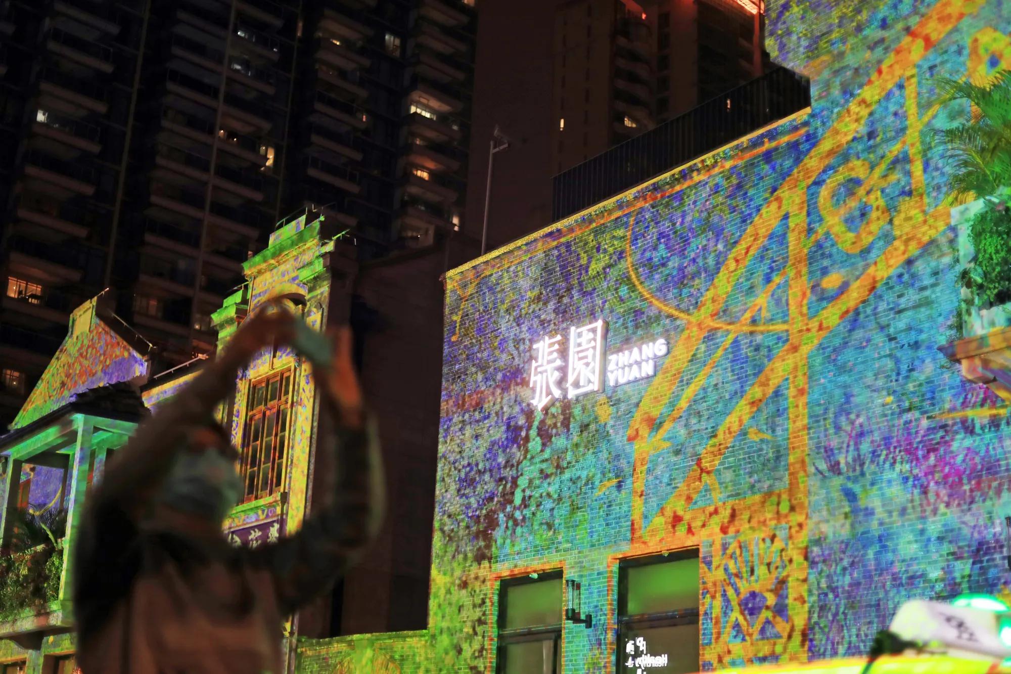 Projection mapping and the growing experience economy - Barco