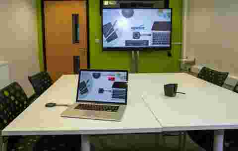 Seamless hybrid meetings for the Mendip District Council (UK) - Barco