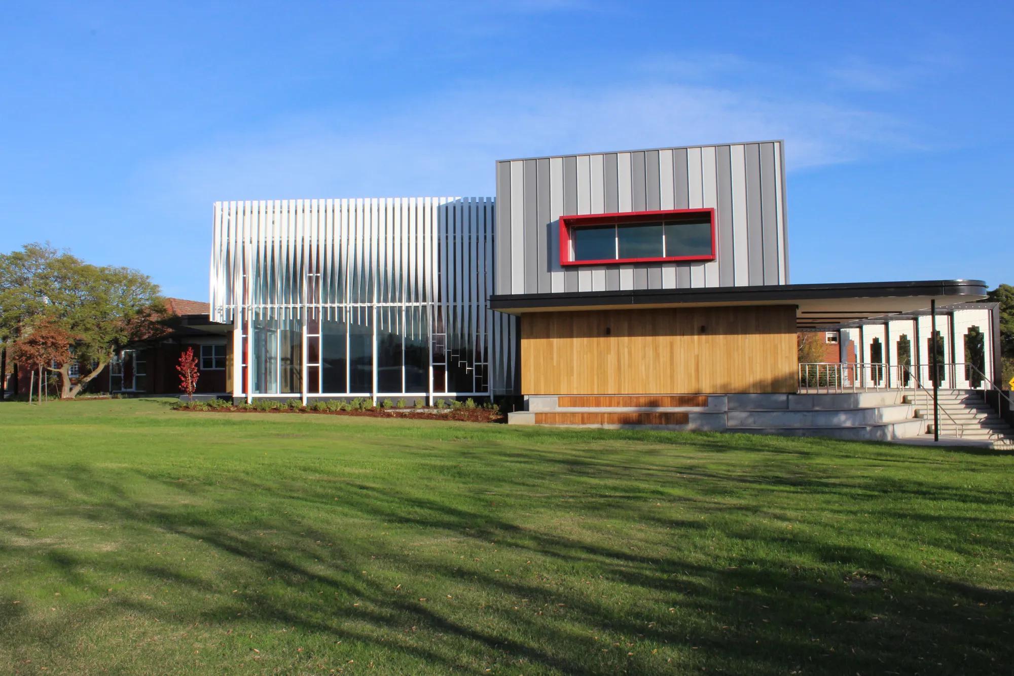 Our Lady of the Sacred Heart College chooses Barco technology for its ...